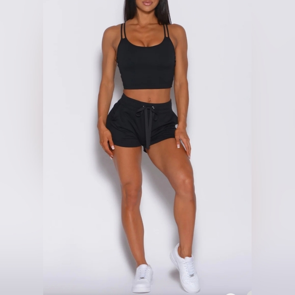 Bombshell Sportswear | Shorts | New Bombshell Sportswear Scrunch Butt ...